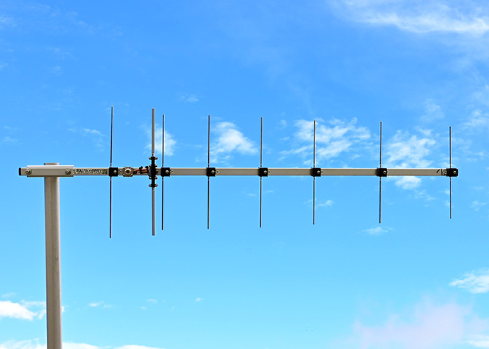 70cm WideBand Antenna Rear Mount 70cm8WR 430-440MHz-450MHz